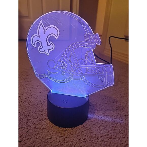 MG IMPORT | Other | Saints Helmet Lamp Illusion Color Changing Led ...